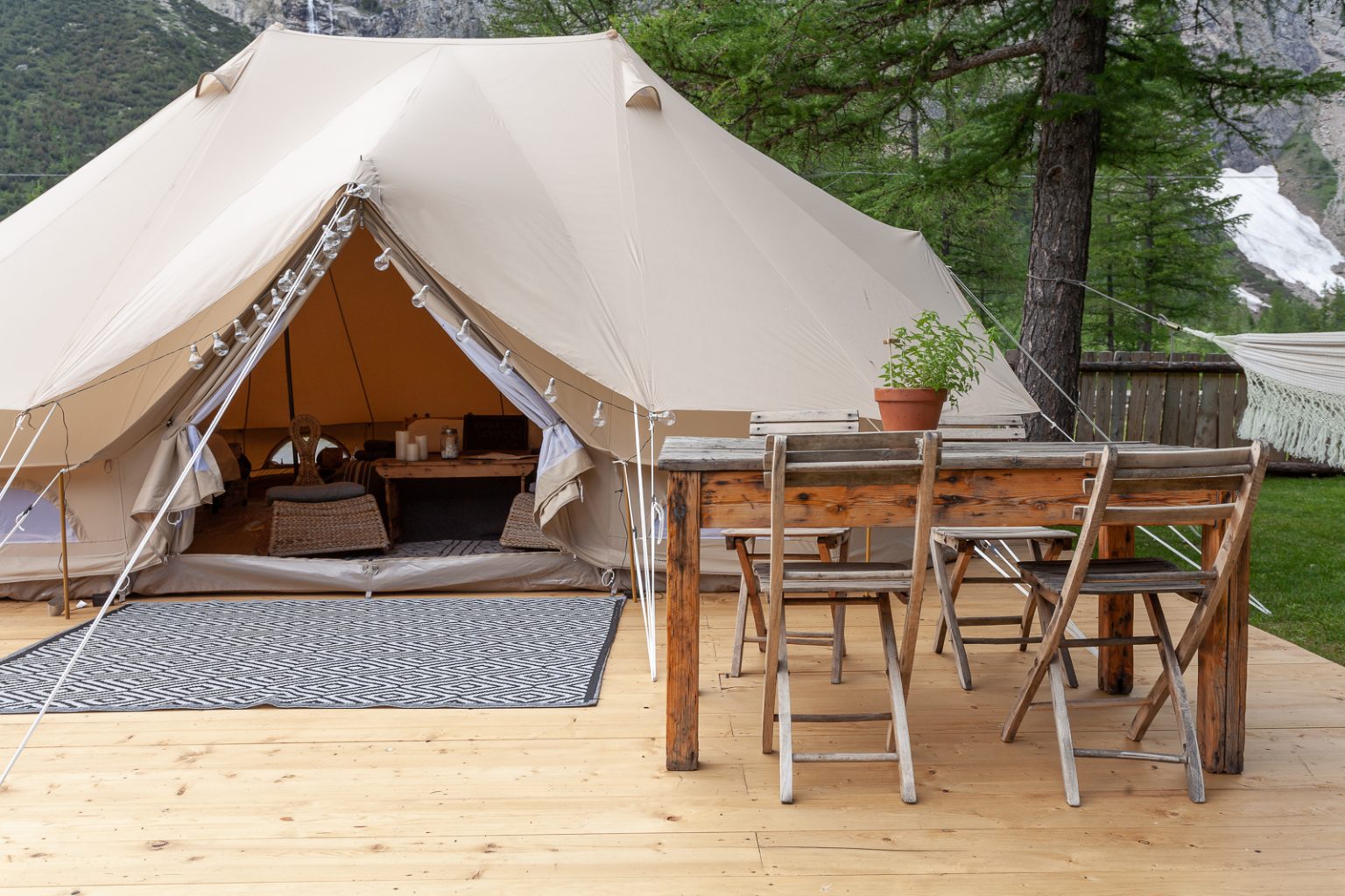 LODGE TENT | The new camping experience